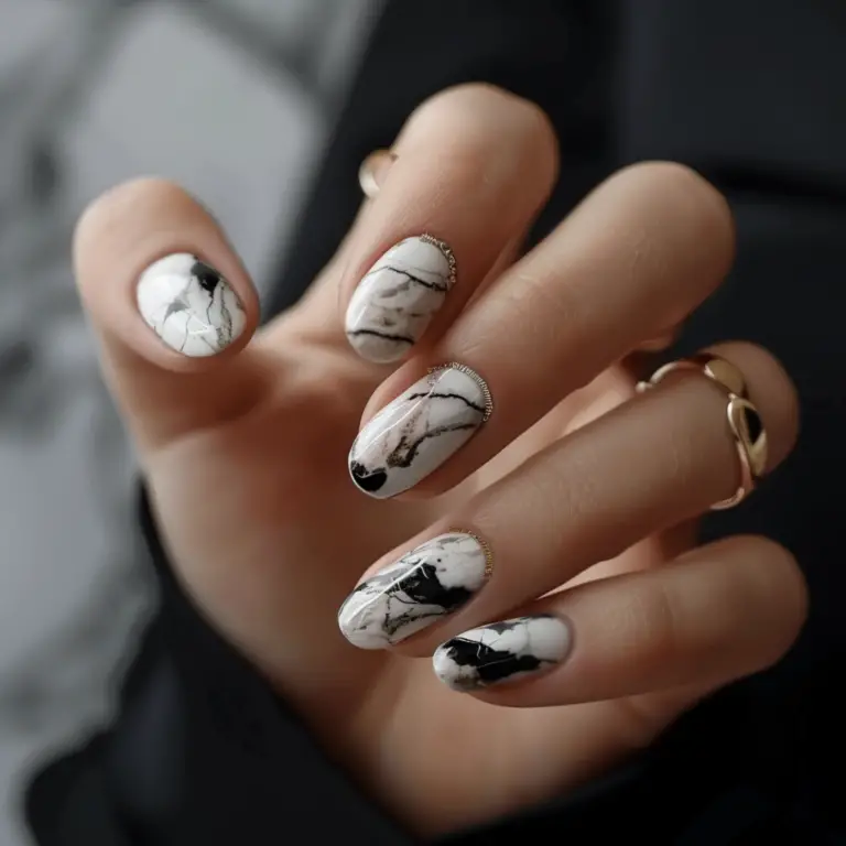 13 Chic Short Gel Nail Designs for Maximum Style – NeedleStar