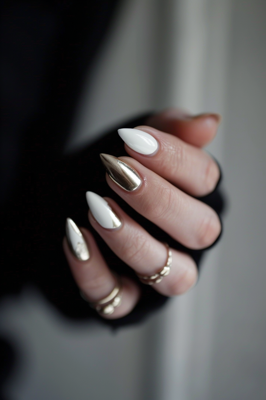 13 Futuristic Nail Art Designs For A Modern Edge – NeedleStar