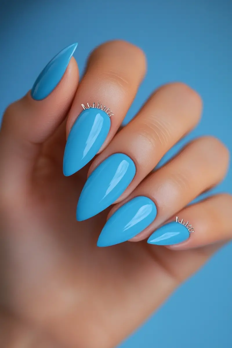 13 Light Blue Nail Ideas To Refresh Your Look – NeedleStar